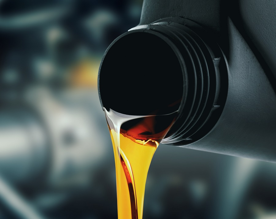 Da li zamena ulja po fabričkom uputstvu uništava motor?